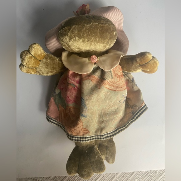 Russ Berrie | Toys | Florissa Plush Frog By Russ Berrie | Poshmark